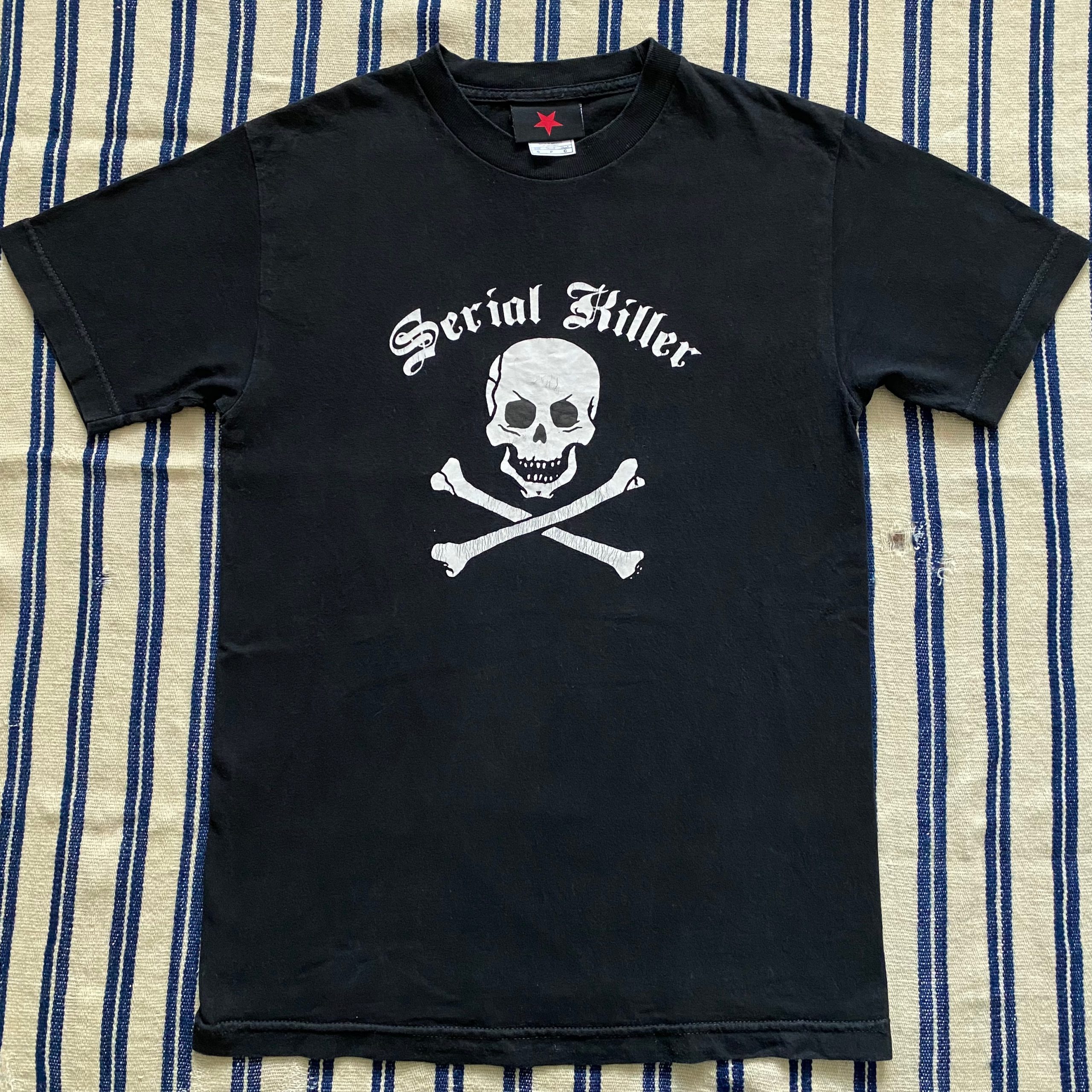 Vintage Serial Killer T Shirt - BIDSTITCH