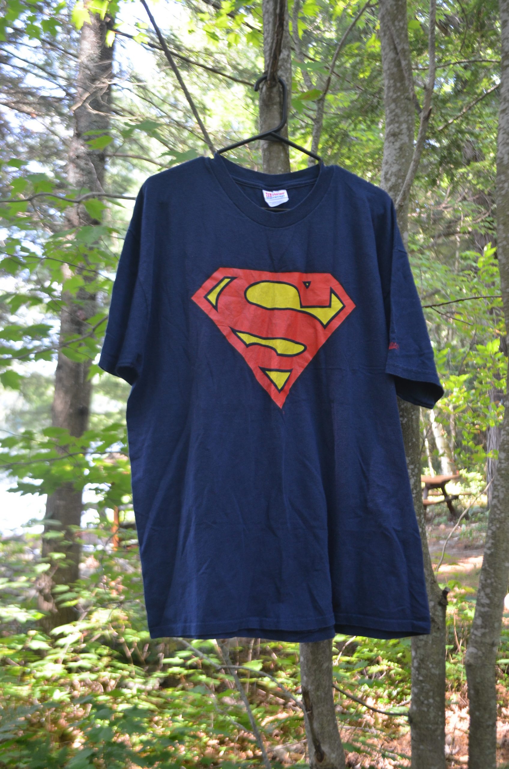 Y2K Superman graphitti shirt - BIDSTITCH